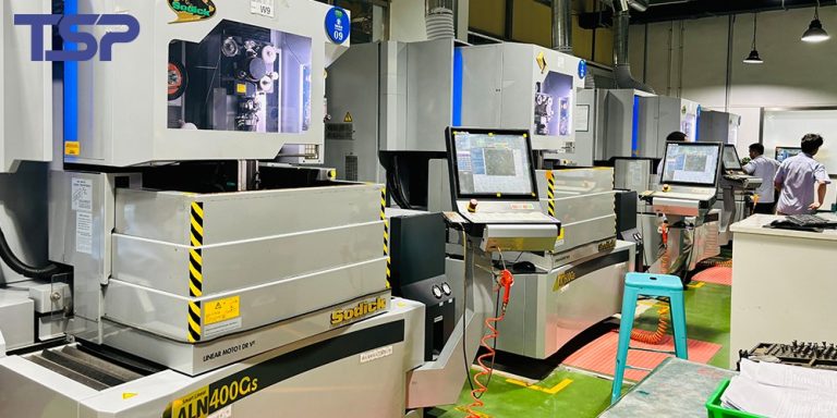 The Key to Precision Mold Manufacturing: 7 Core Machining Technologies ...